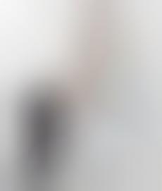 Wheelchair Fashion : IZ Adaptive Clothing