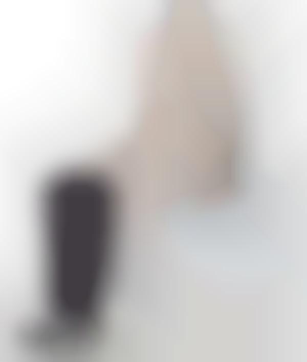 Wheelchair Fashion : IZ Adaptive Clothing