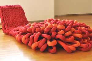 Disemboweled Furniture : Loop Chair