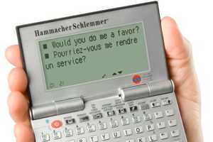 World Travel Gadgets : Talking 30 Language Translator