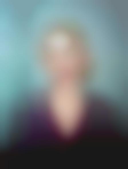 85 Persuasive Portrait Ads