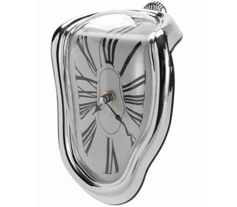 Oozing Timepieces : melting clock