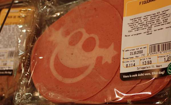 Creepy Cold-Cut Portraits : Sandwich meat face