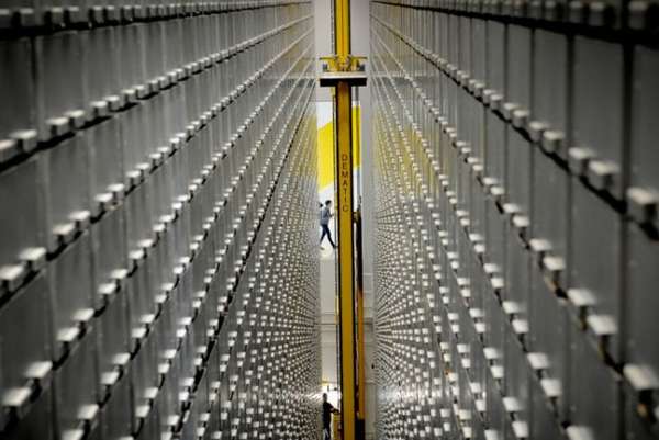 Crane-Powered Book Repositories : James B. Hunt Library bookBot