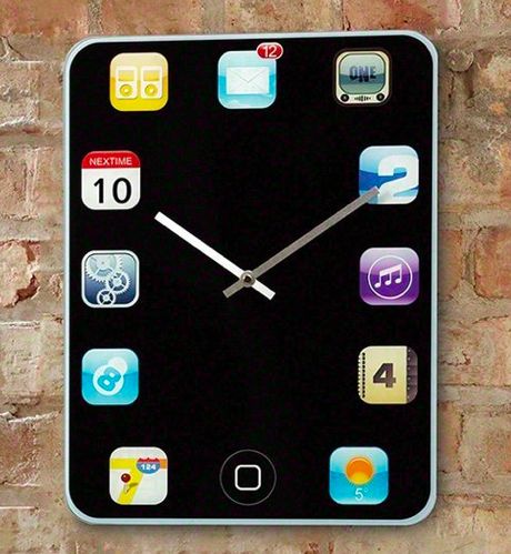 Smartphone-Inspired Timepieces : iPhone Wall Clock