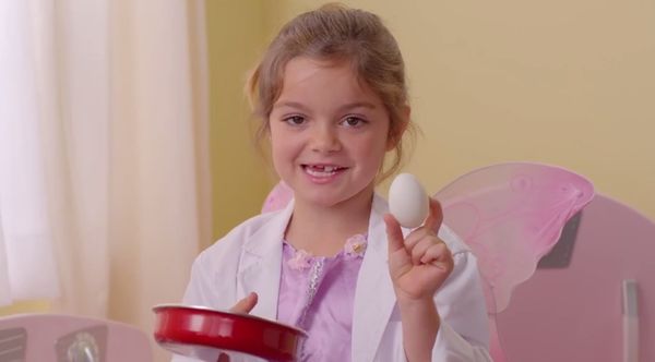 Empowering Engineering Toy Ads : "toys for girls"