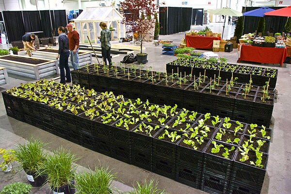 Mobile Metropolitan Microfarms : urban agriculture