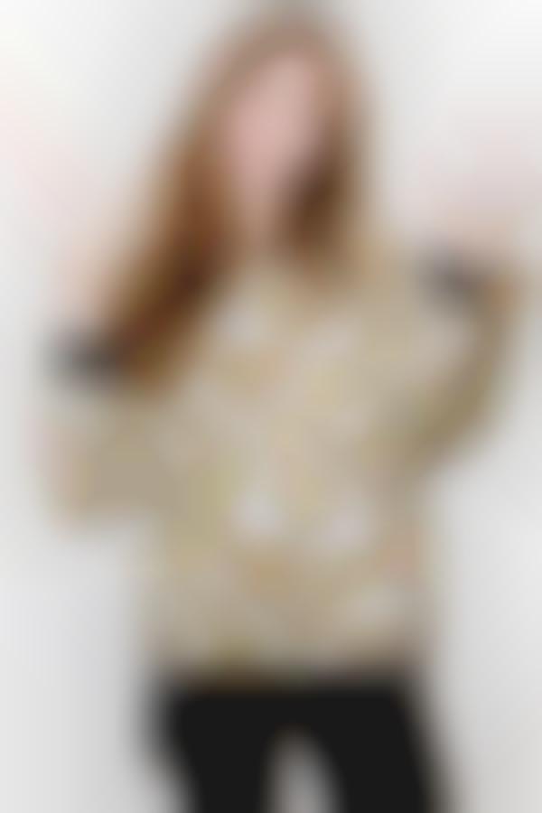 Cheeky Portrait Editorials : Yuky Lutz