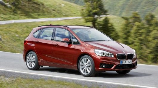 Groundbreaking Crossover Cars : BMW 2 Series