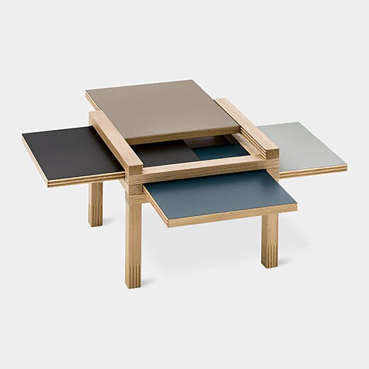 30 Collapsible Furniture Solutions
