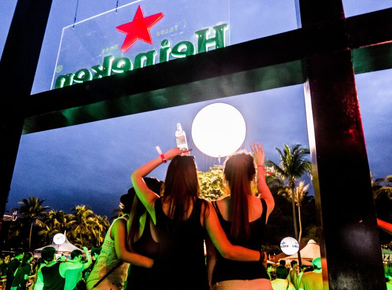 13 Party Marketing Examples