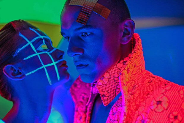 50 Polychromatic Photography Examples