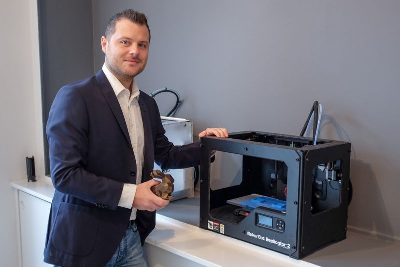 3D Printing Shops : "3d printing shop"