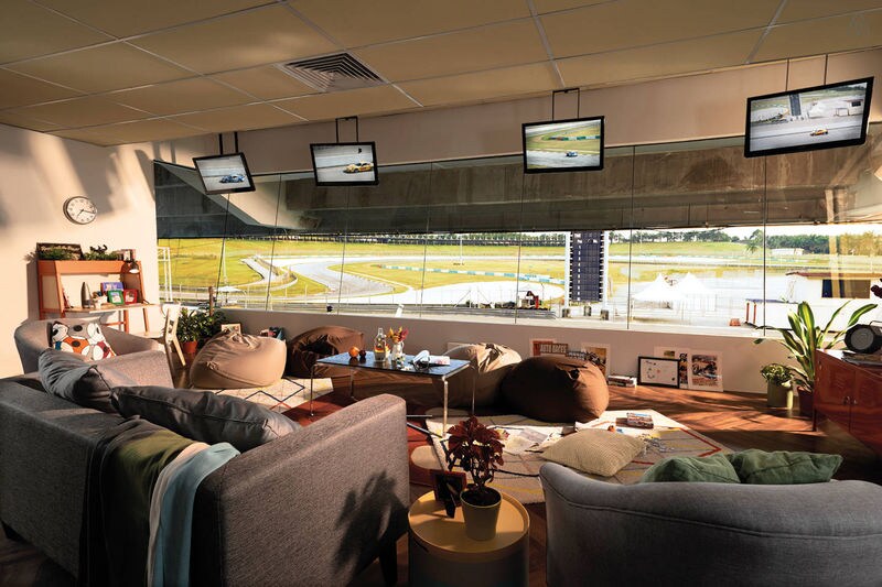 Luxury Stadium Suites : Formula 1 Petronas Malaysia