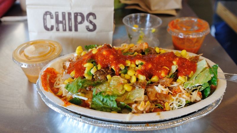 Burrito Delivery Services : Chipotle delivery