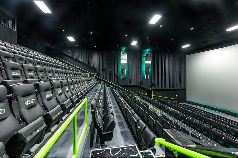 Three-Storey Movie Screens : big theater screen