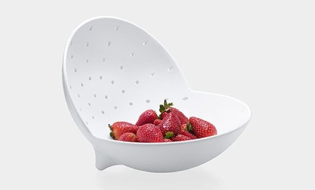 19 Modern Kitchen Colanders