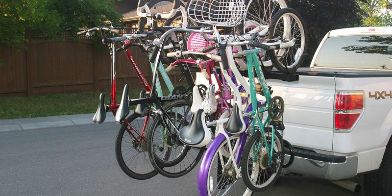 High-Capacity Bike Carriers : hitch-mounted bike rack