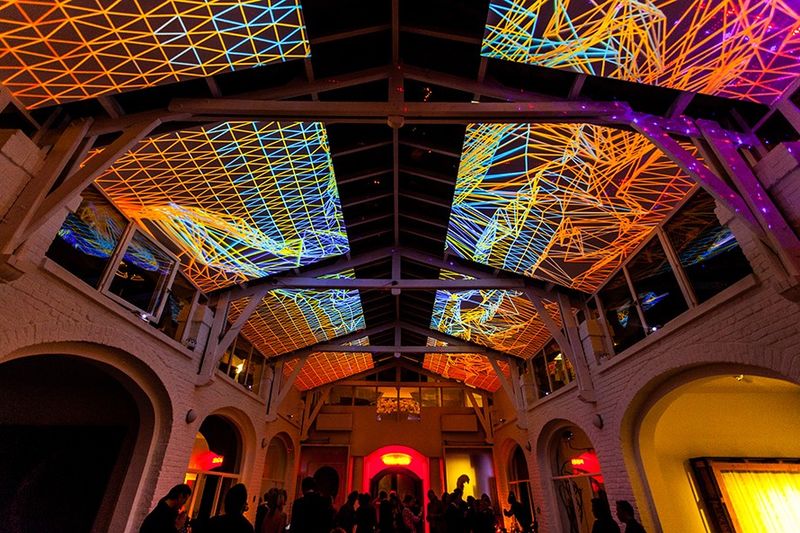 Digitized Venue Ceilings : Complex Meshes Digitized Venue Ceilings : Complex Meshes