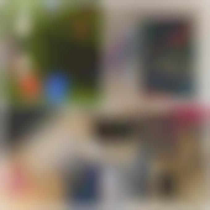 Education-Focused Subscription Services : The Education Box