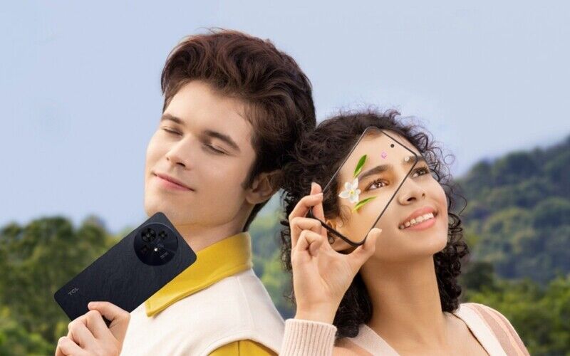 Paper-Like Display Smartphones : TCL 50 NxtPaper and 50 Pro NxtPaper