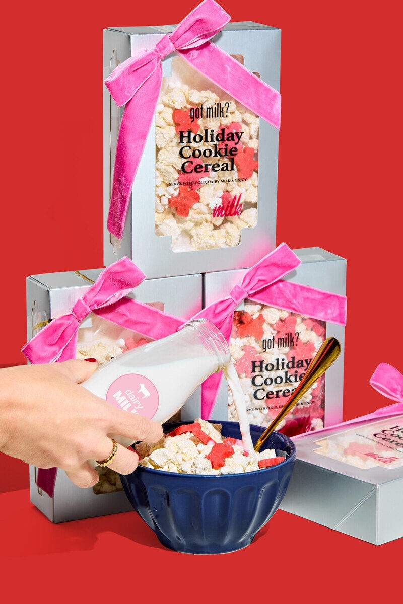 Festive Peppermint Cereals : milk? x Milk Bar Holiday Cookie Cereal,
