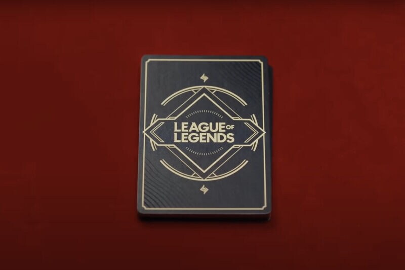 Game-Inspired Trading Cards : trading card game 1