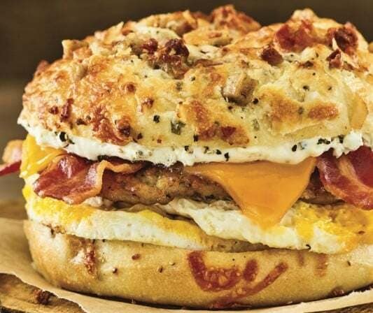 Southern Cuisine Bagel Sandwiches : Country Bagels & Gravy Egg Sandwich