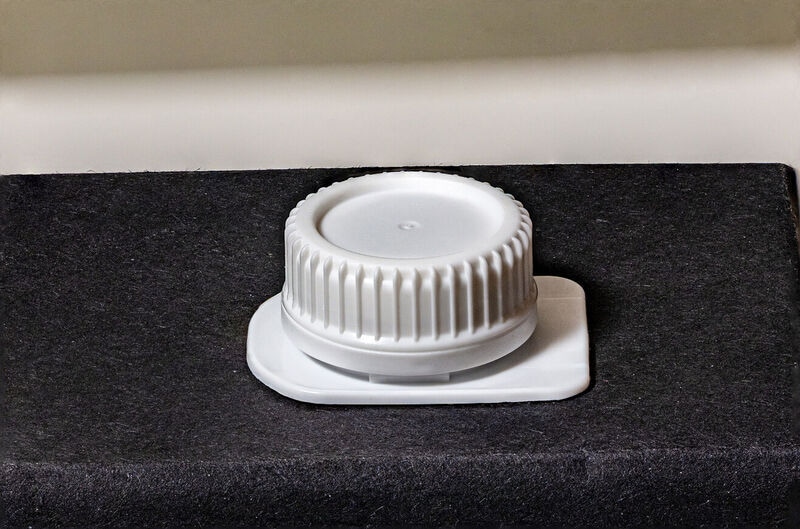 Precision Closure Carton Spouts : corvaglia SabreCap