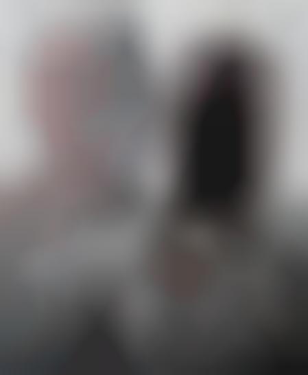 Virtual Reality Cocoons: Monitor the Outside by Nesting Yourself in the ...