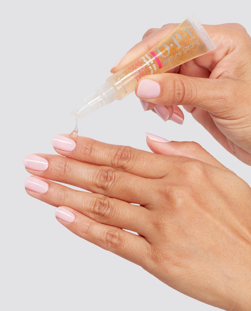 Gold-Flecked Cuticle Serums : OPI Good as Gold Cuticle Serum