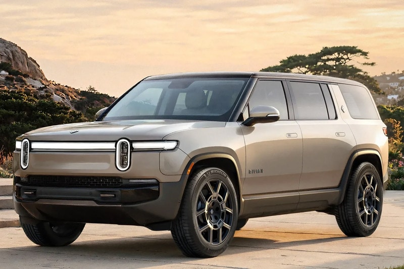 Exclusive Coastal EV Models : 2026 Rivian R1S Quad Pebble Beach