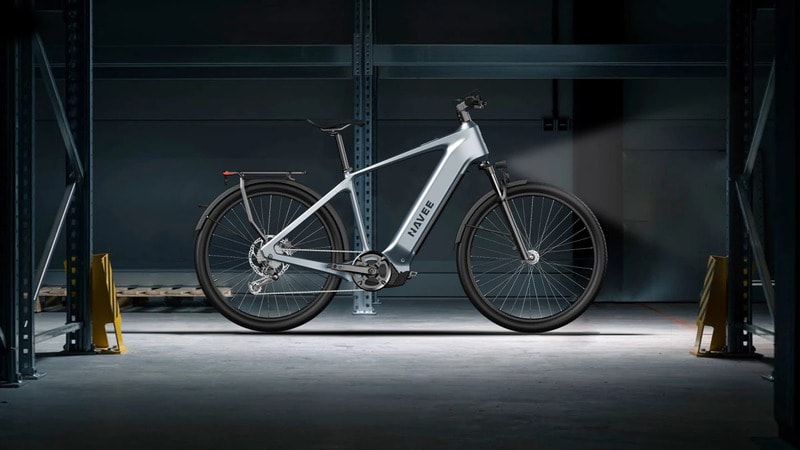 Touring-Ready Electric Bikes : Navee SP01