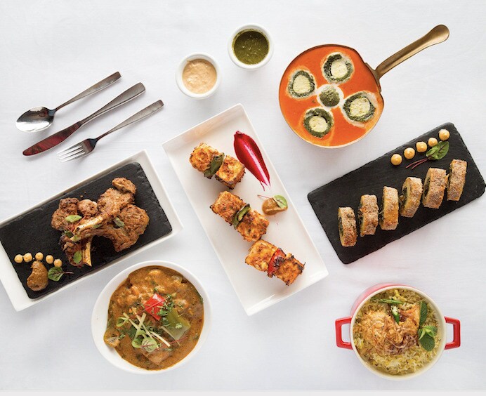 Holiday-Focused Dining Services : specialized food services