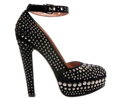 16 Prickly Studded Shoes
