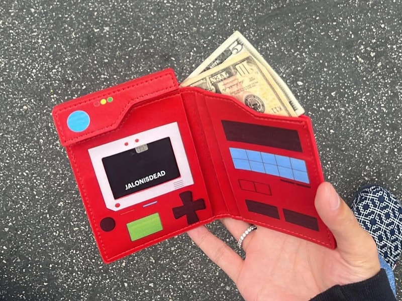 Anime-Style Wallets : Pokédex wallet