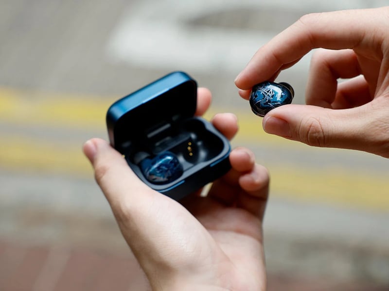 High-End Consumer-Suited Earbuds: The Noble Audio Osprey Leverages the ...