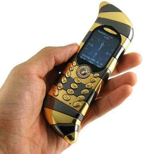 Blinged Out Mobiles: Goldvish Luxury Cell Phone is the Crown Jewel of ...
