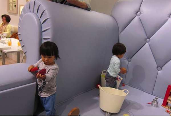 Child's Play Restaurants : Themed Restaurants , Tokyo Baby Cafe , Surreal